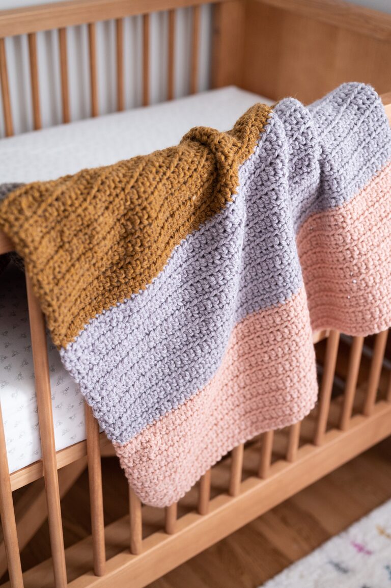 Free Crochet Pattern: Nest Blanket - Woods and Wool
